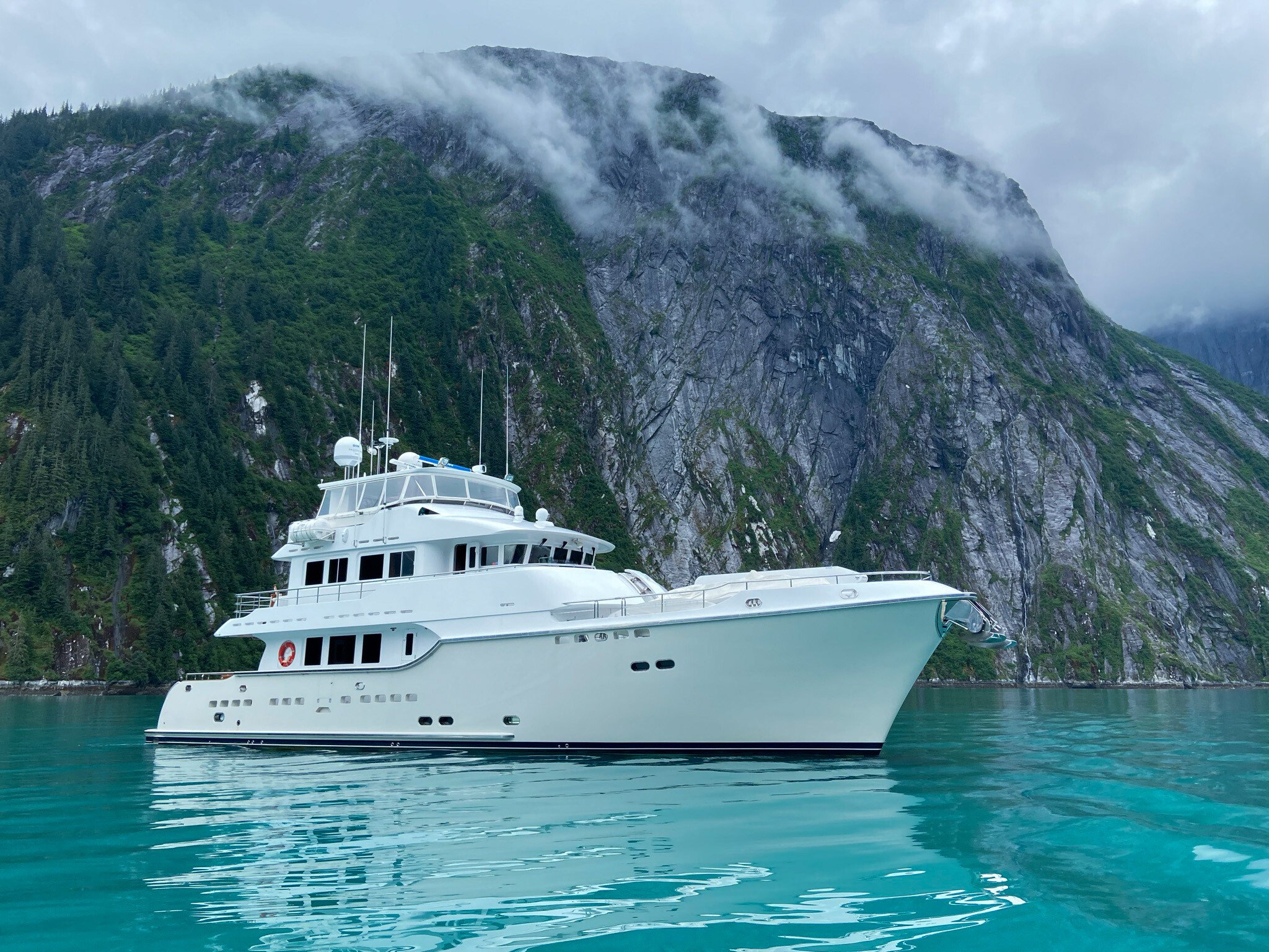 Oaksmith Yachts Launches New Luxury Yacht Charter Service